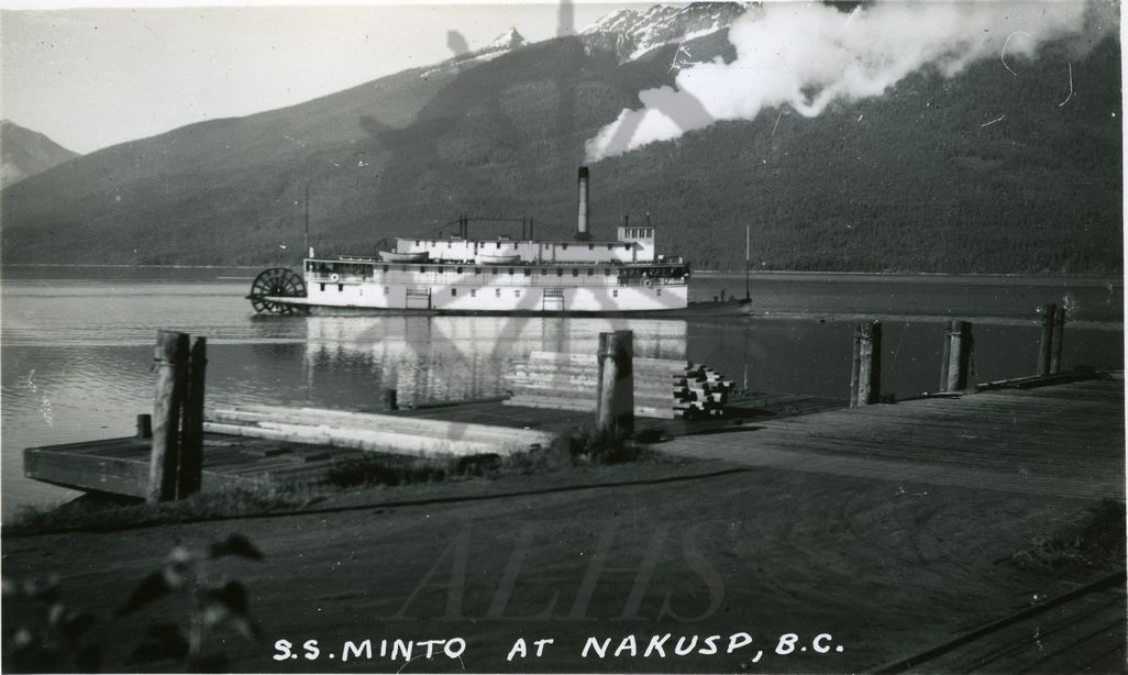 2003.011.7 S.S. Minto at Nakusp, B.C. | Arrow Lakes Historical Society