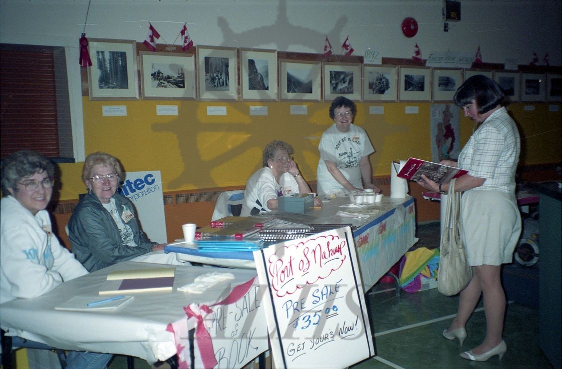 2006.011.29.3.30 Port of Nakusp pre-sale, 1 July 1992 | Arrow Lakes ...