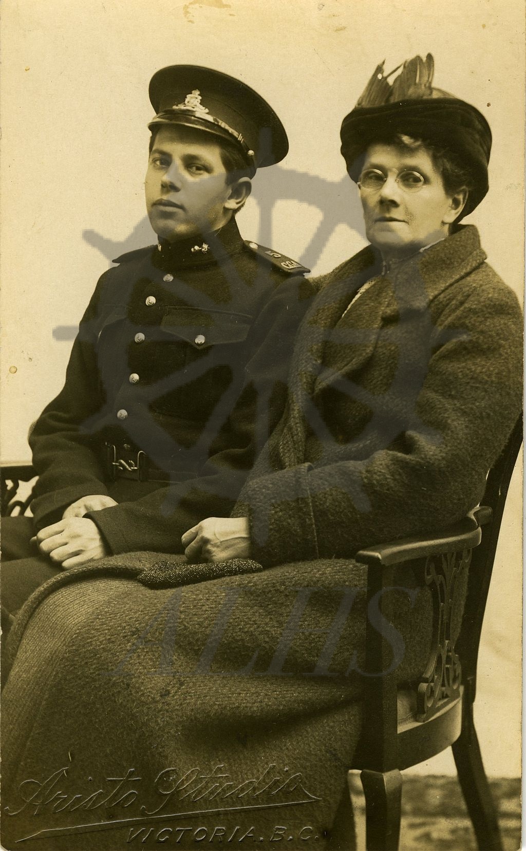 2018.046.3.5 Jane Stacey and son Albert who was killed overseas | Arrow ...