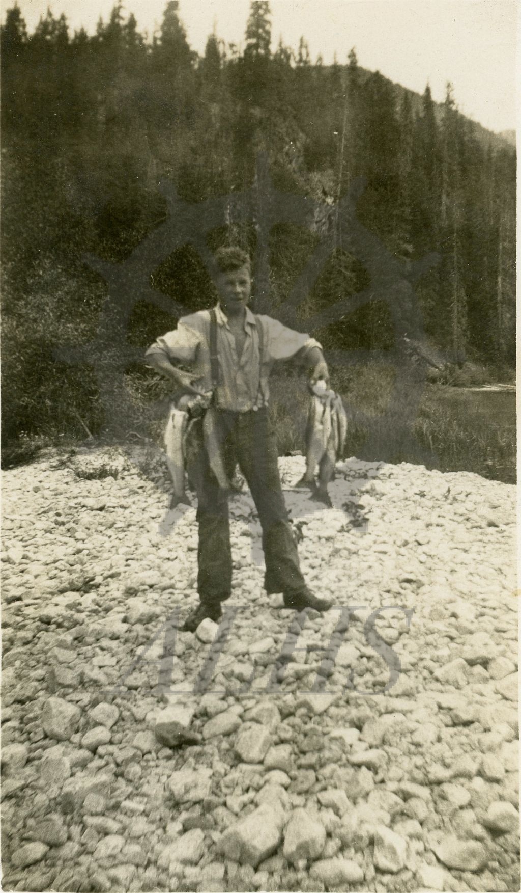 2020.011.2.3.2 Henry & Fish Second Lake 1933 | Arrow Lakes Historical ...