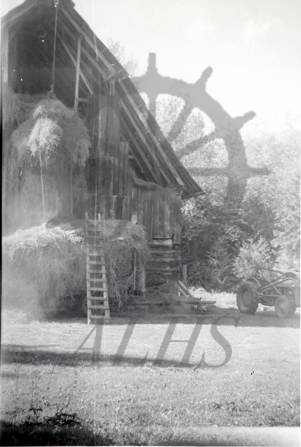 2023.027.009.137 Nelson family barn | Arrow Lakes Historical Society
